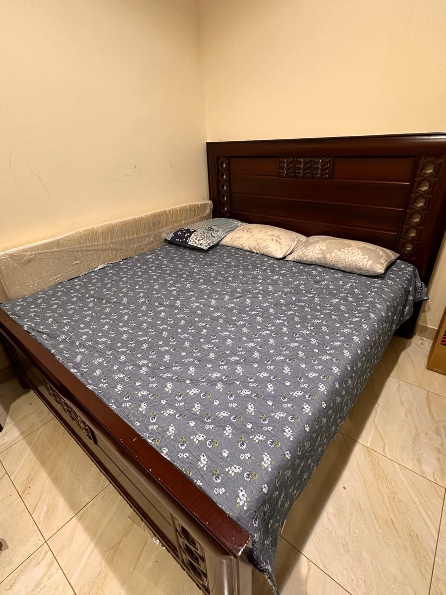 Bedroom Set | Items | Qatar Living Classifieds | Qatar Living Classifieds