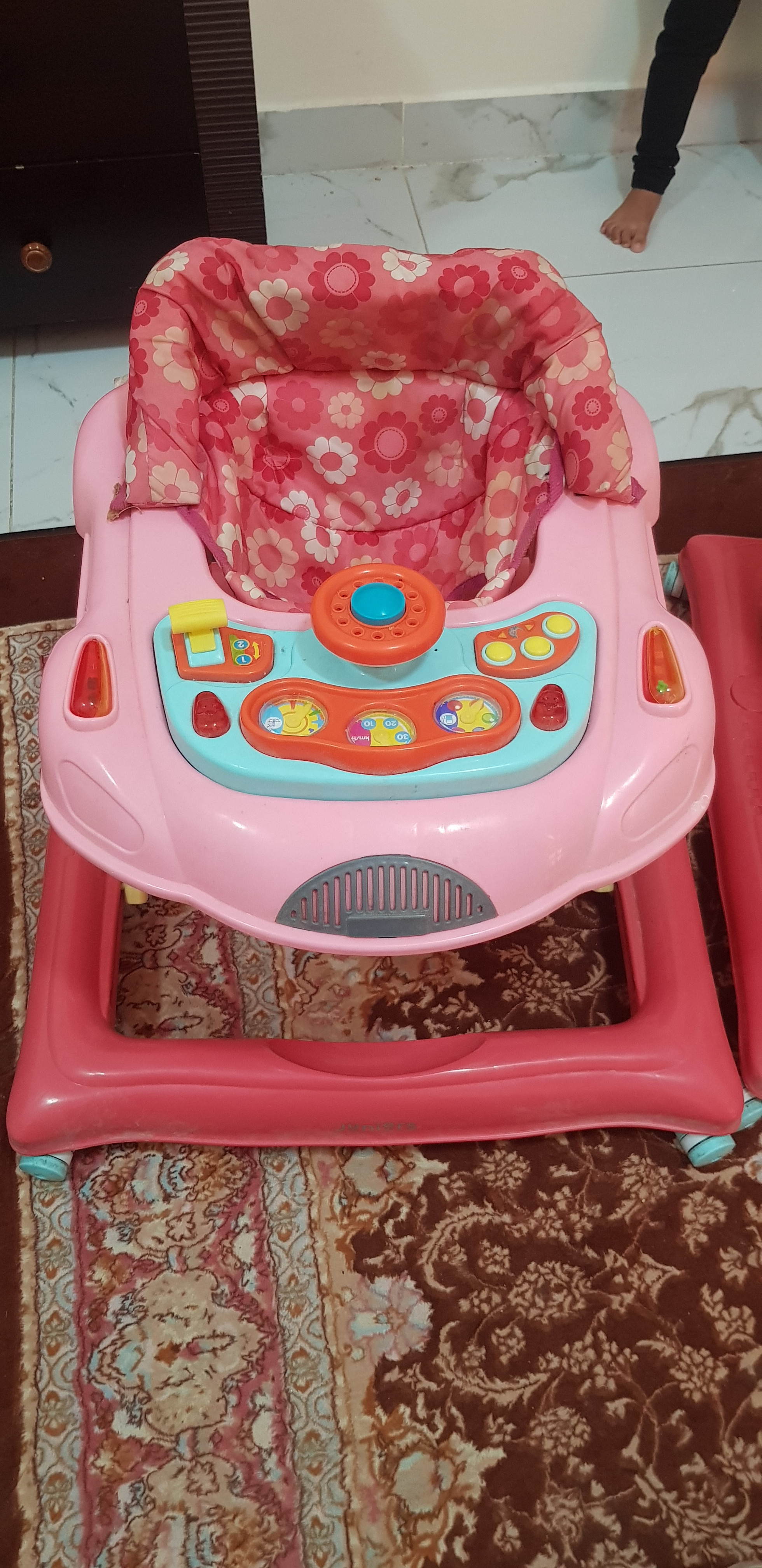 Junior Baby walker | Items | Qatar Living Classifieds