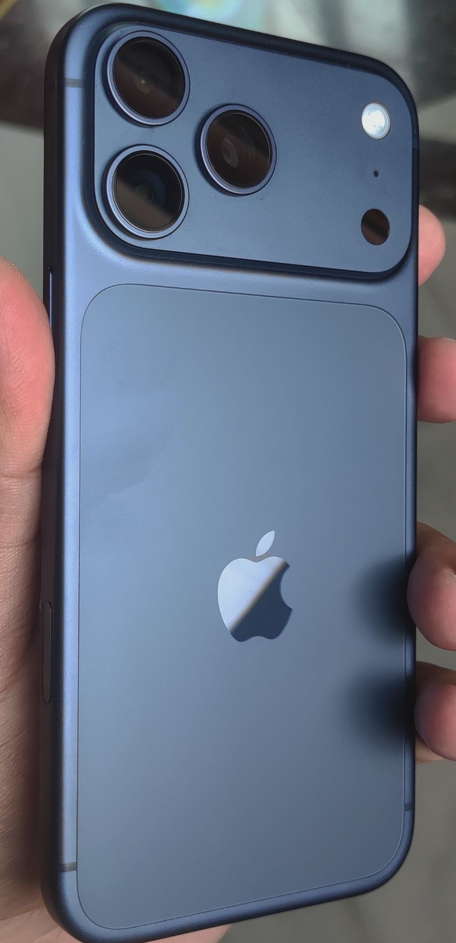 IPHONE 17 pro max | Items | Qatar Living Classifieds | Qatar Living ...