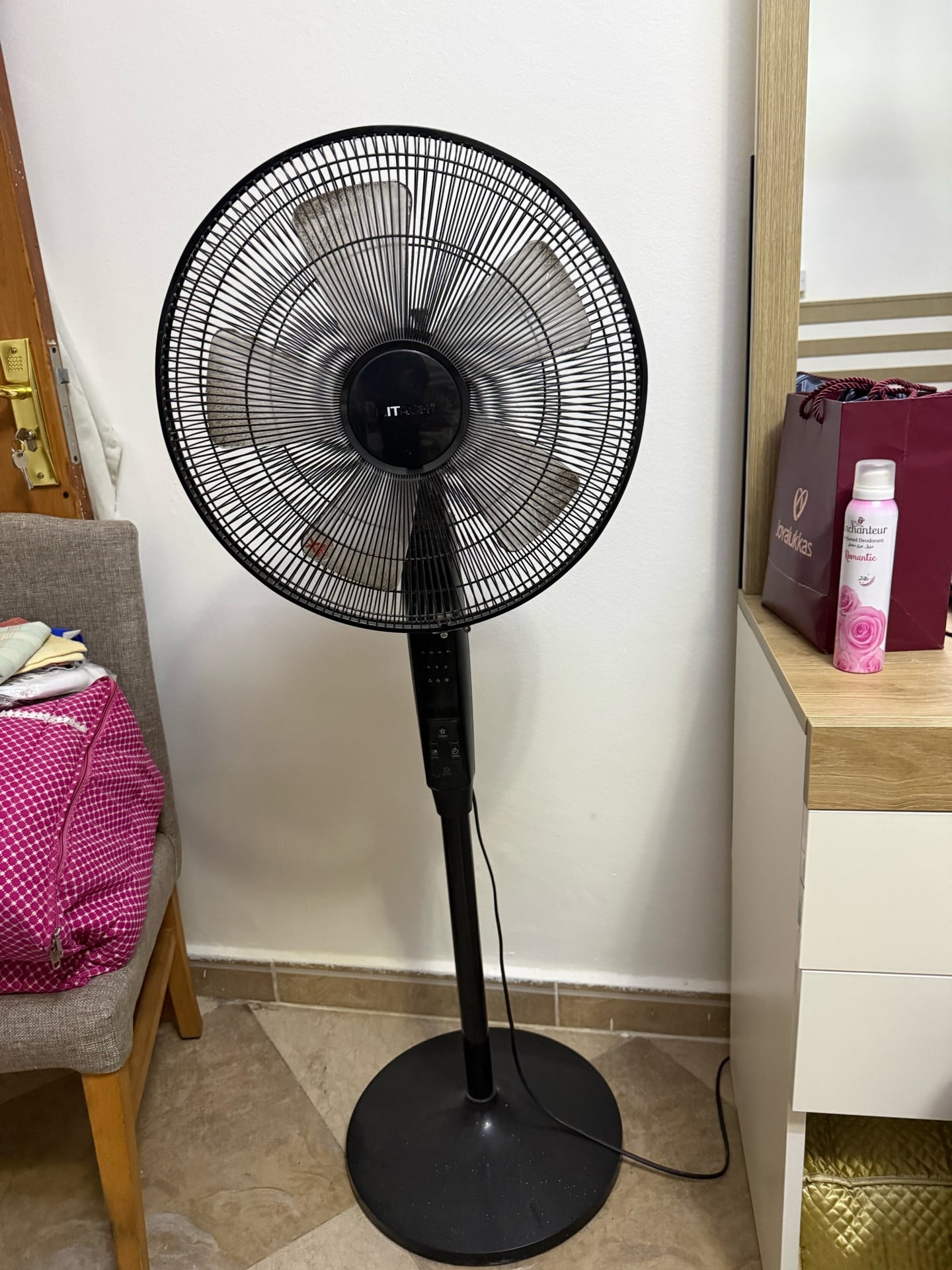 Hitachi Stand Fan | Items | Qatar Living Classifieds | Qatar Living ...