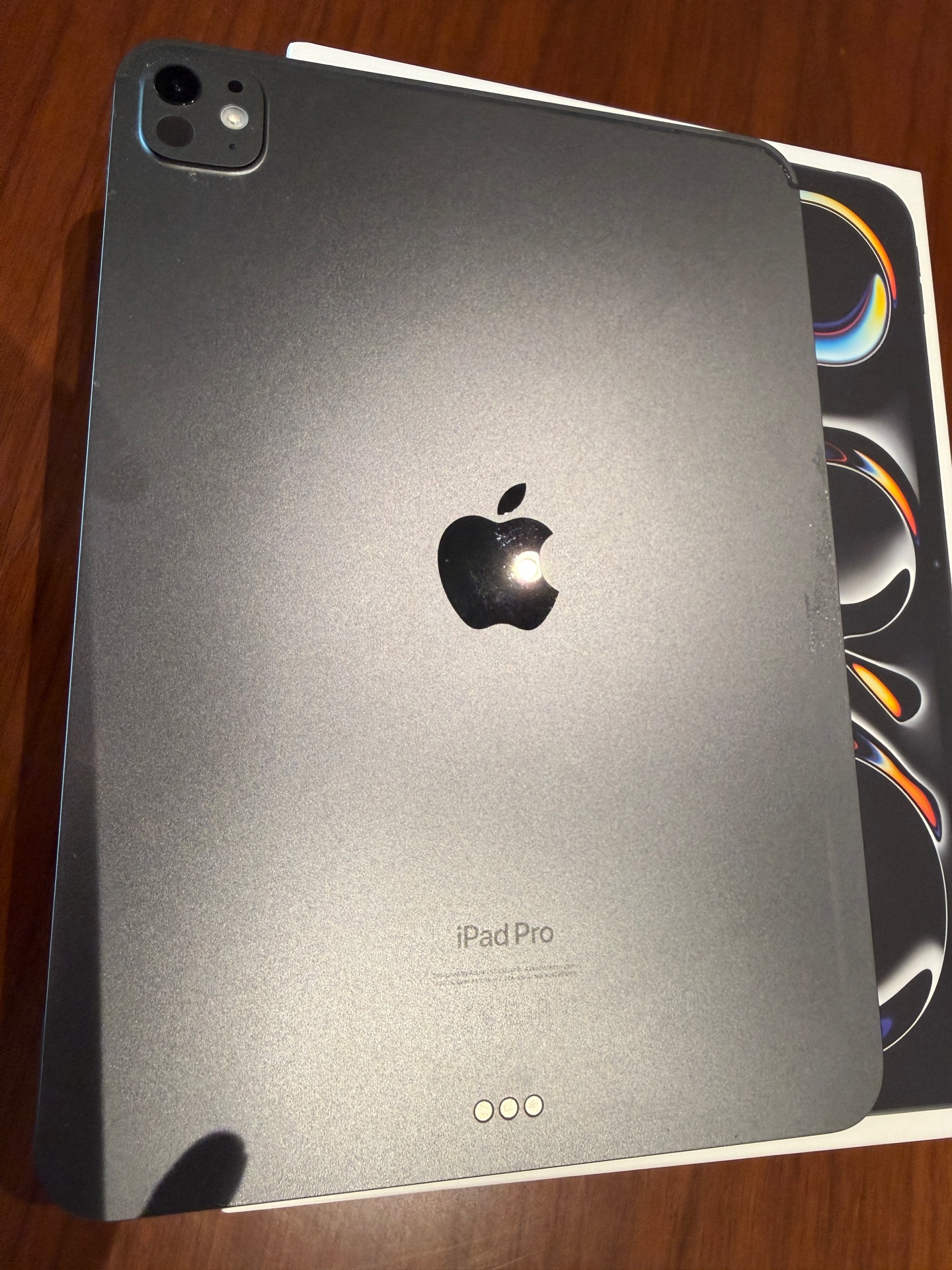 Ipad Pro m4. Retina display | Items | Qatar Living Classifieds | Qatar ...