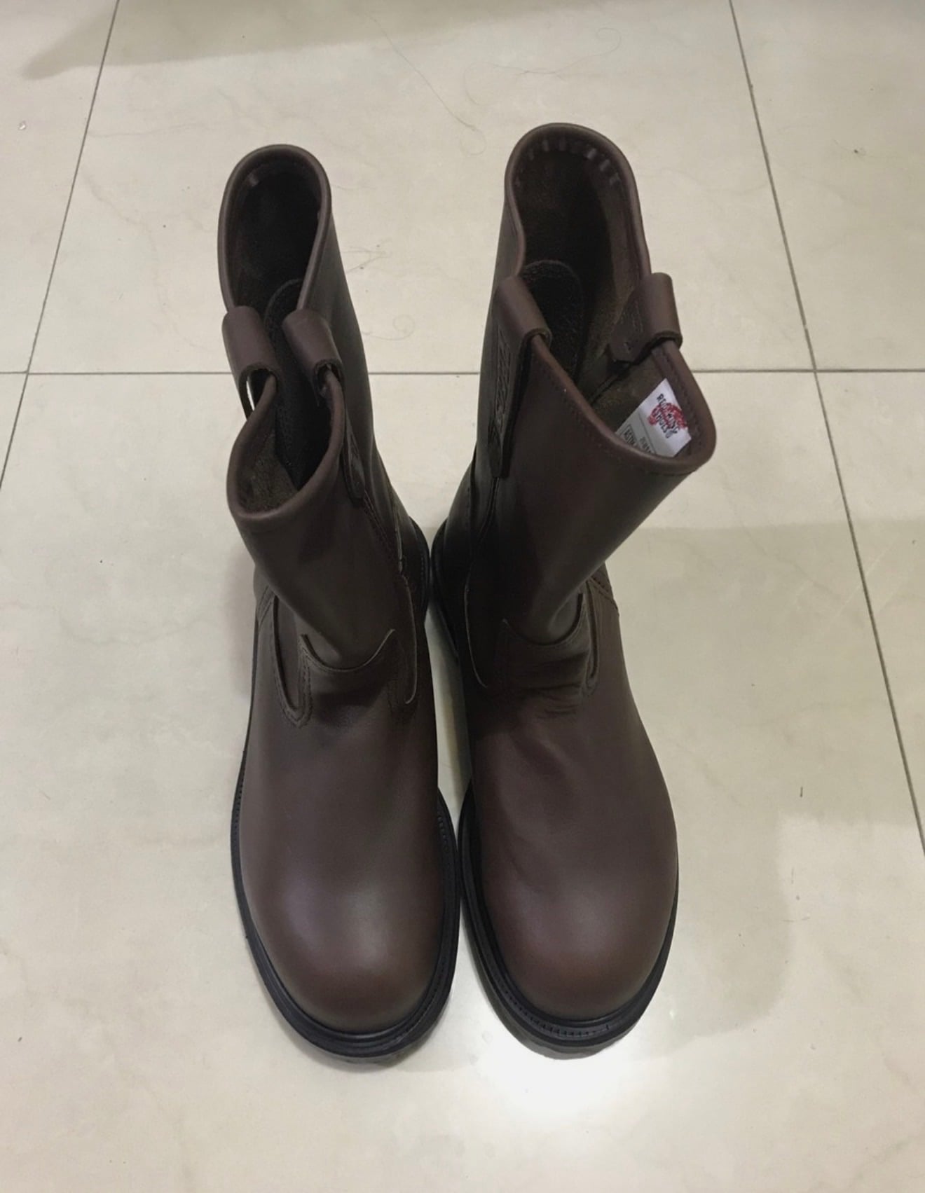 Safety Shoes Red Wing Pecos | Items | Qatar Living Classifieds | Qatar ...