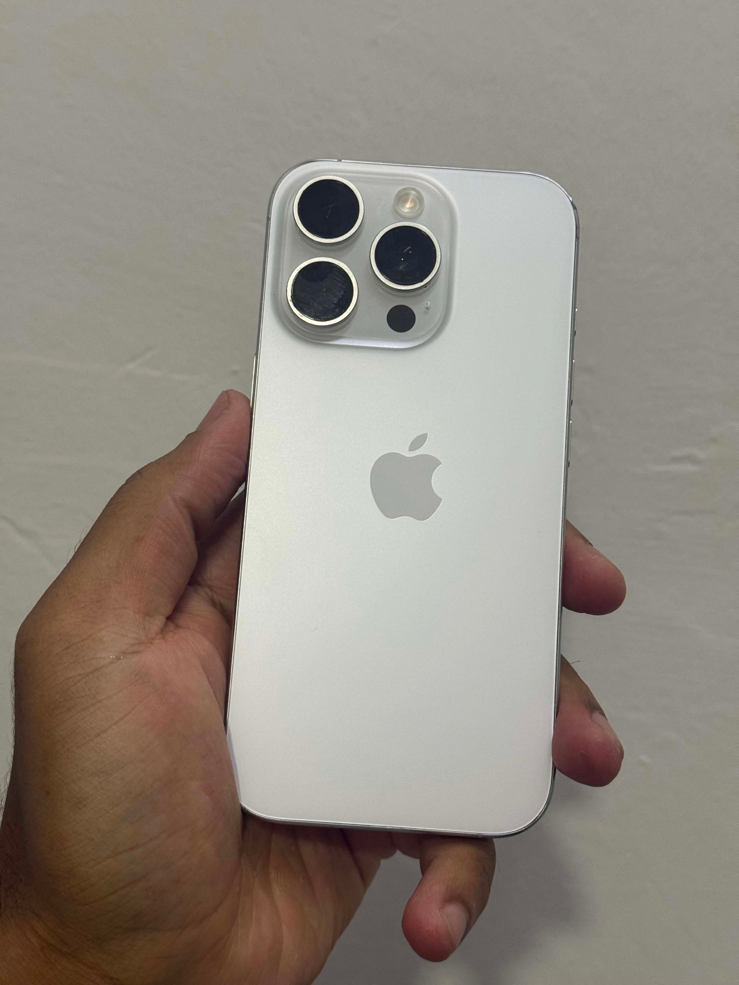 iPhone 16 pro 128gb 92% battery health all original | Items | Qatar ...