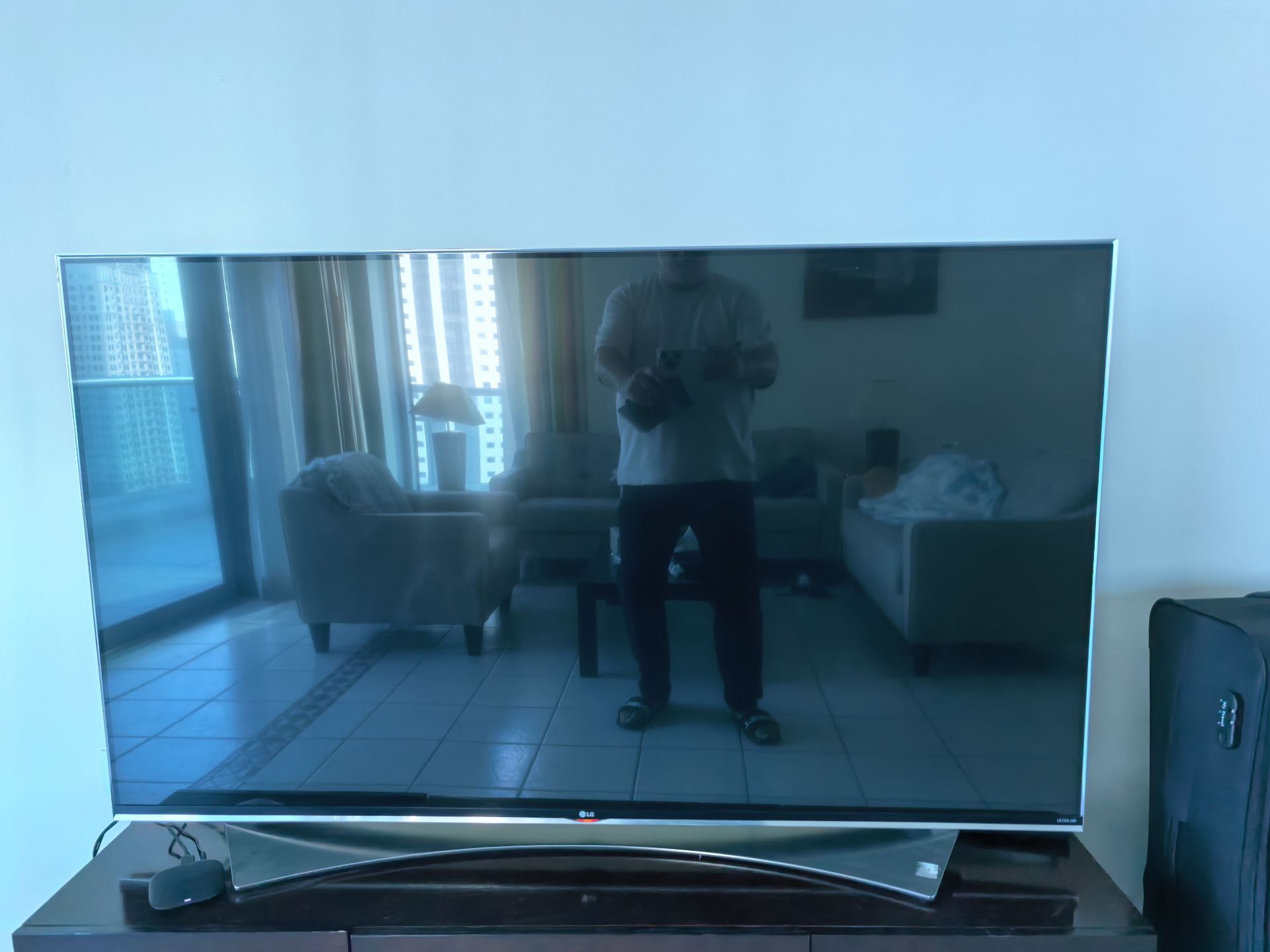 LG 3D TV 65' and 3D blu-ray and 3D glasses | Items | Qatar Living ...