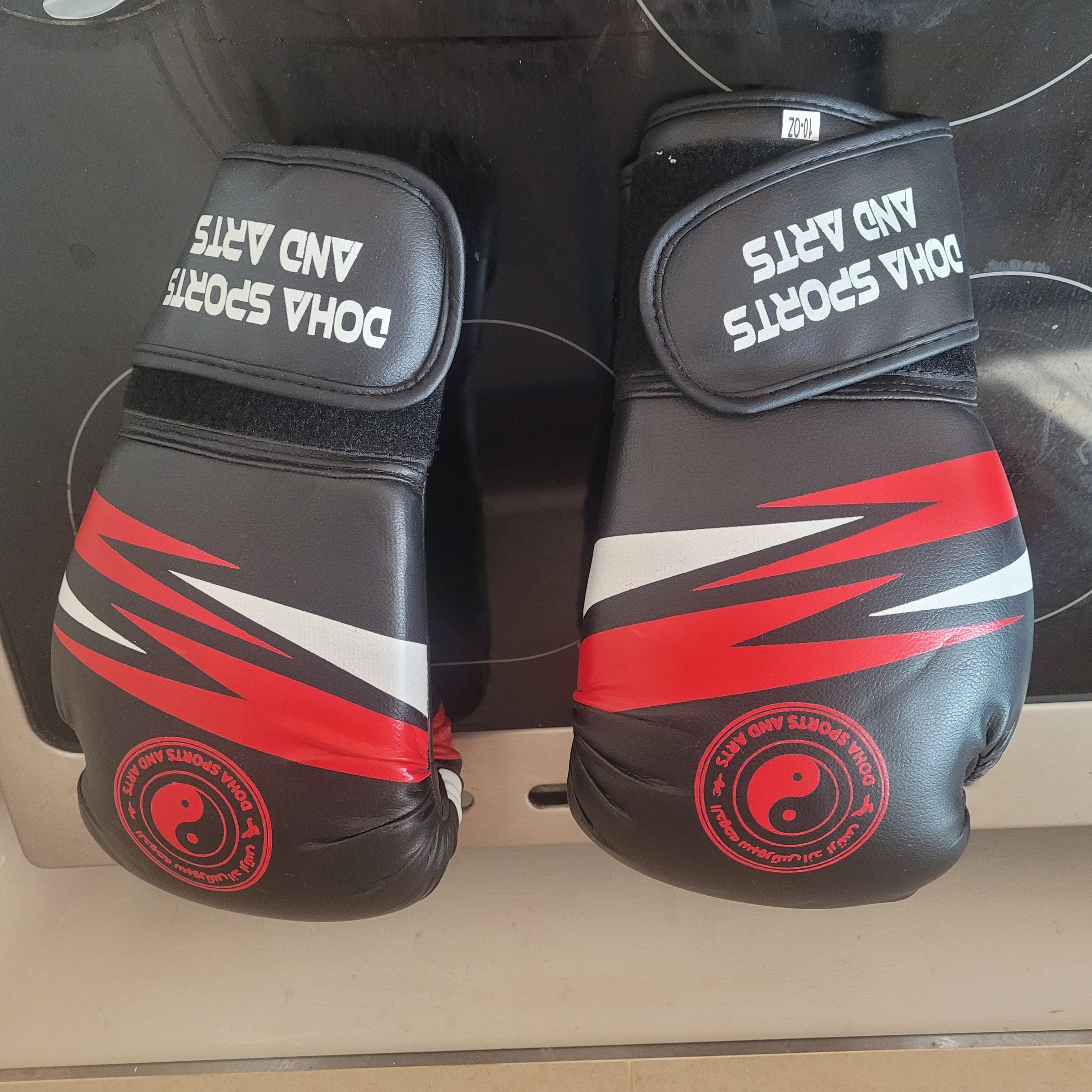 Boxing gloves. Doha Sports Club Adult | Items | Qatar Living ...