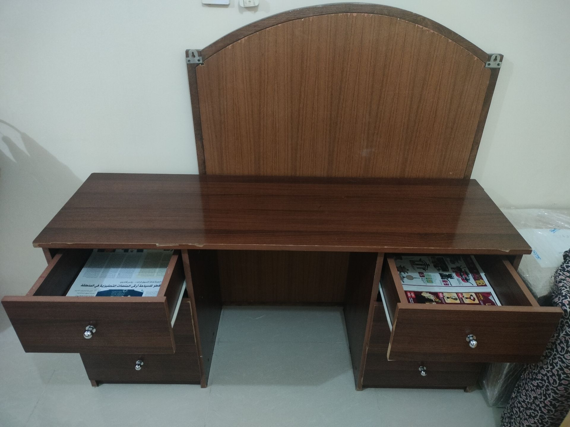 Dressing table with adjustable type | Items | Qatar Living Classifieds ...