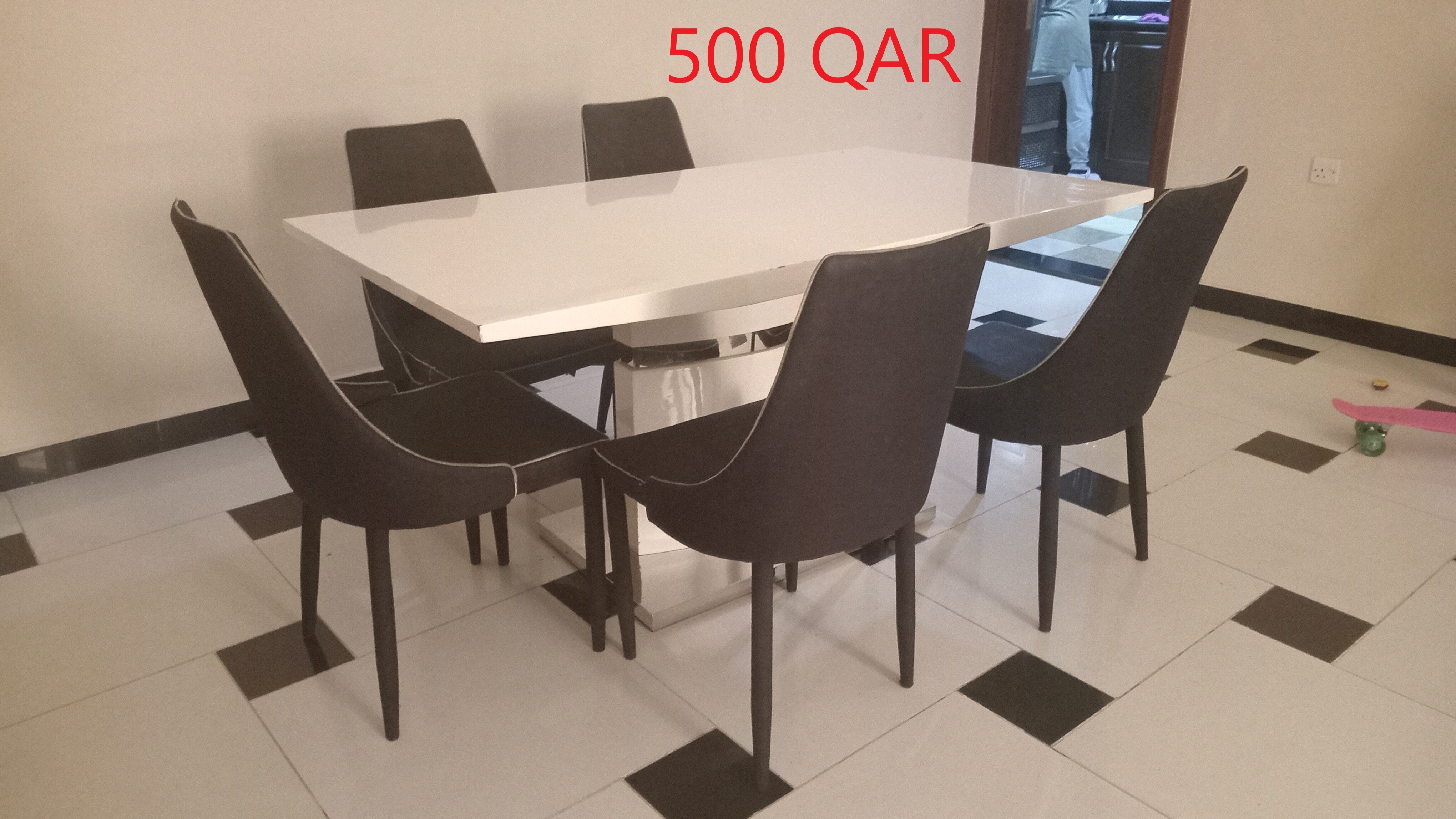 table with 5 chairs | Items | Qatar Living Classifieds | Qatar Living ...