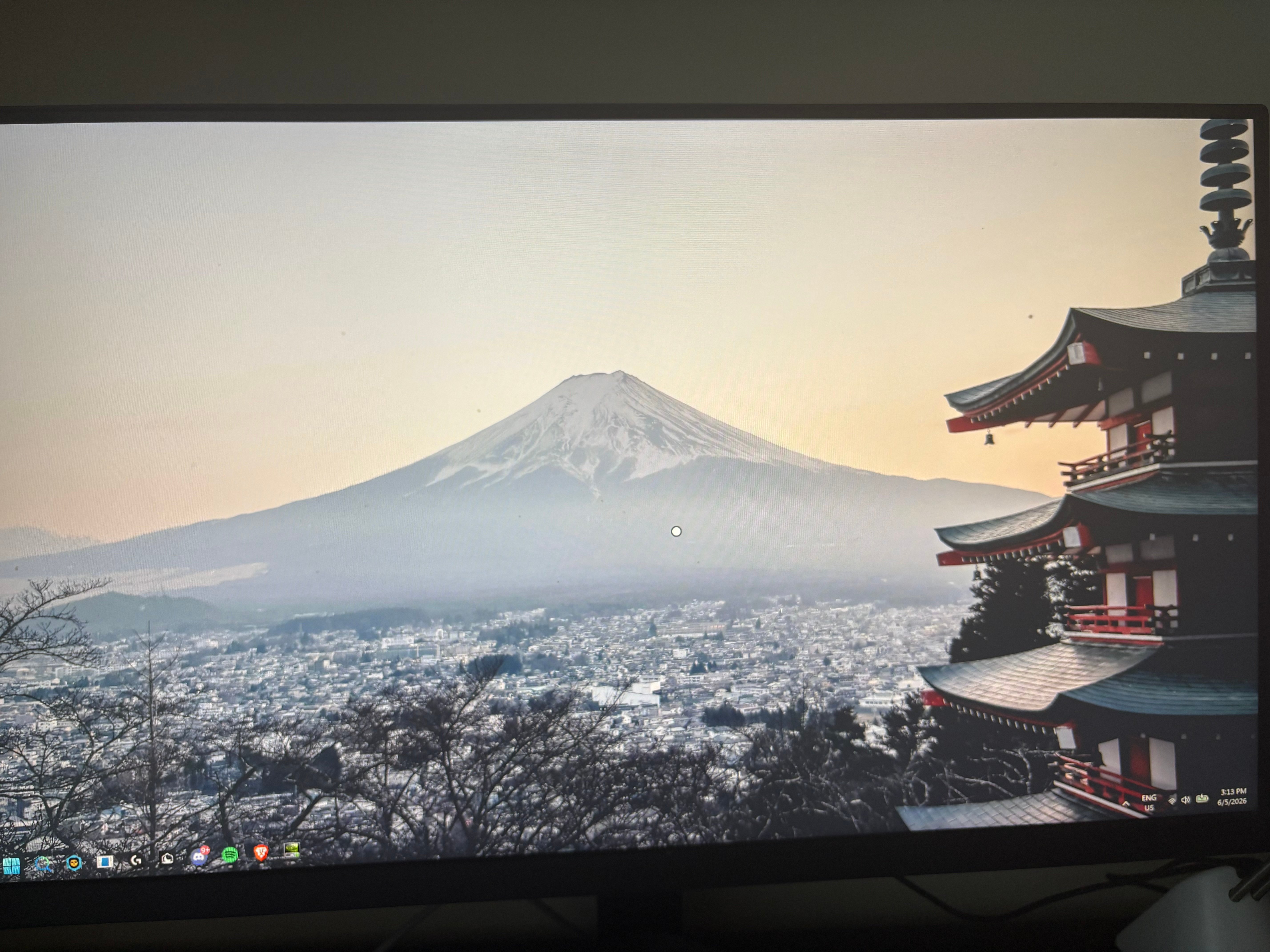 165hz LG Ultragear Gaming Monitor 24" | Items | Qatar Living ...